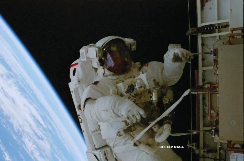 Space Surgeon - Surgery International