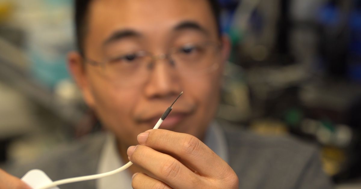 World’s smallest multifunctional surgical robot - Surgery International